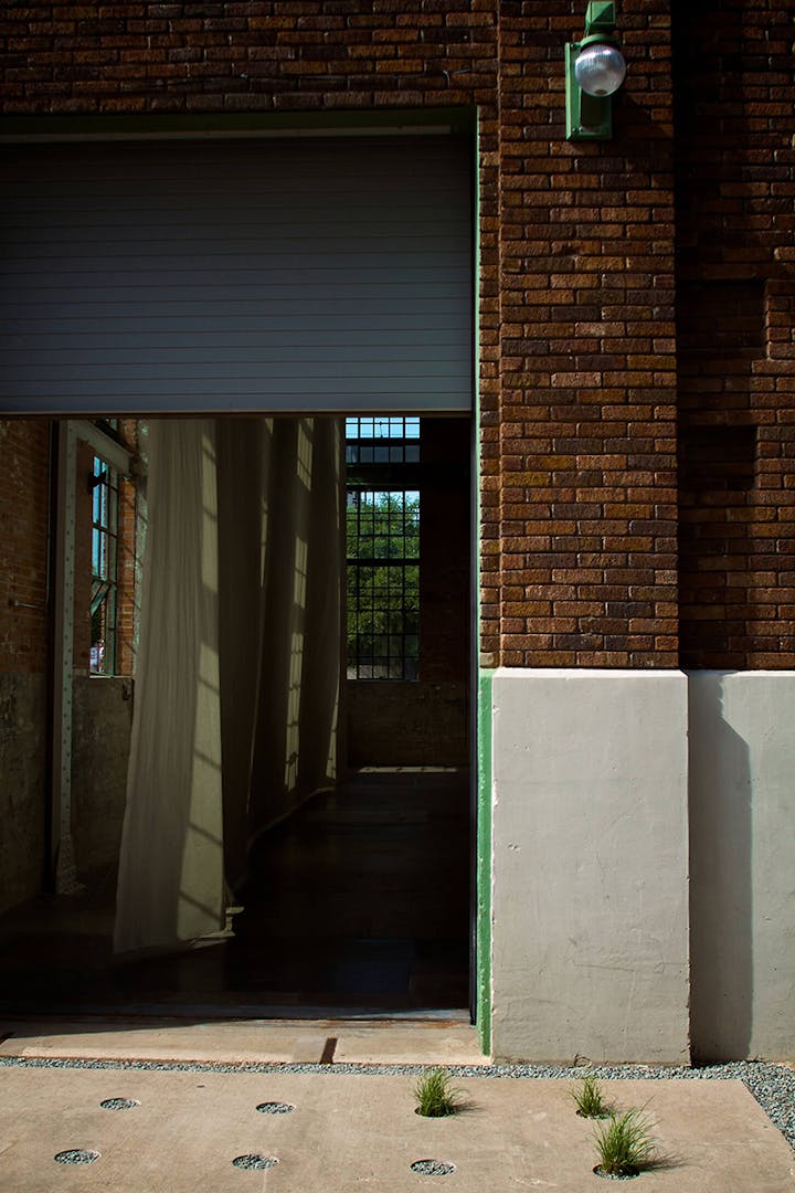 Hocker - The Power Station